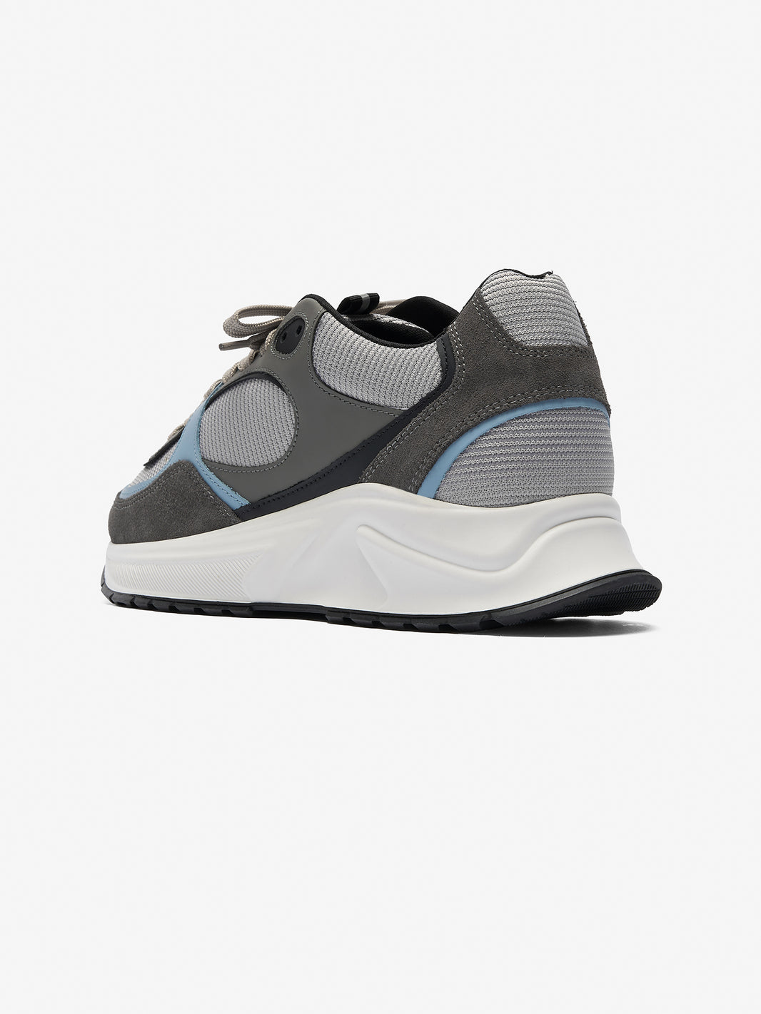 Cleens | Essential British luxury trainers, crafted in Portugal.
