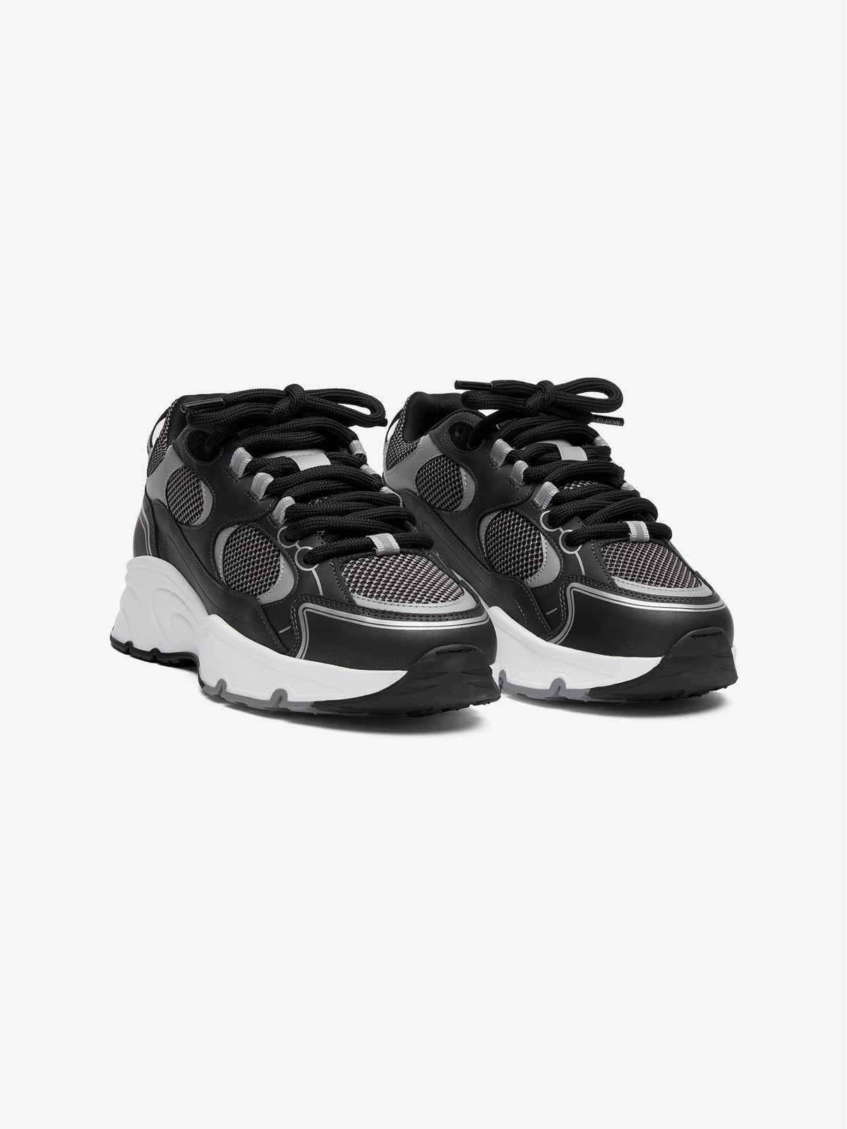 All Footwear – Cleens