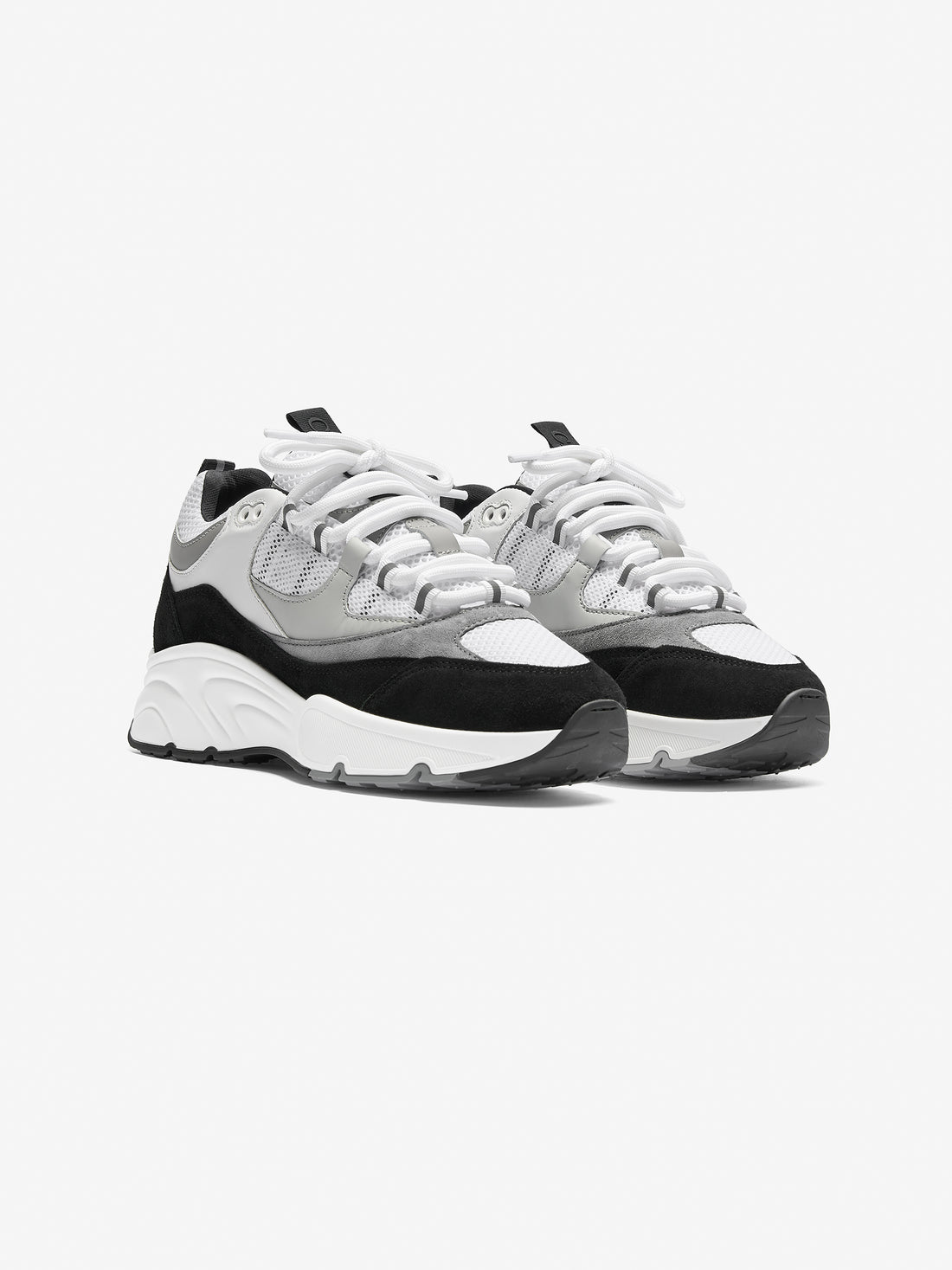 Aero Runner Monochrome – Cleens